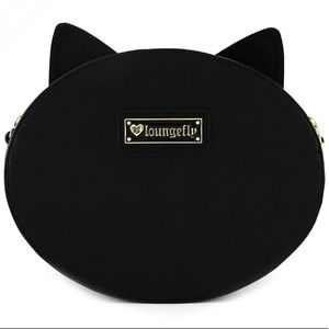 Loungefly | Bags | Loungefly Black Cat Face Crossbody Bag | Poshmark